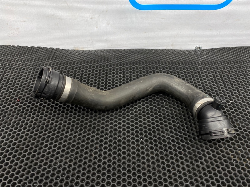 Патрубок охлаждения BMW 3-Series 2013 F30 N20B20B 2.0 17127596838 ...