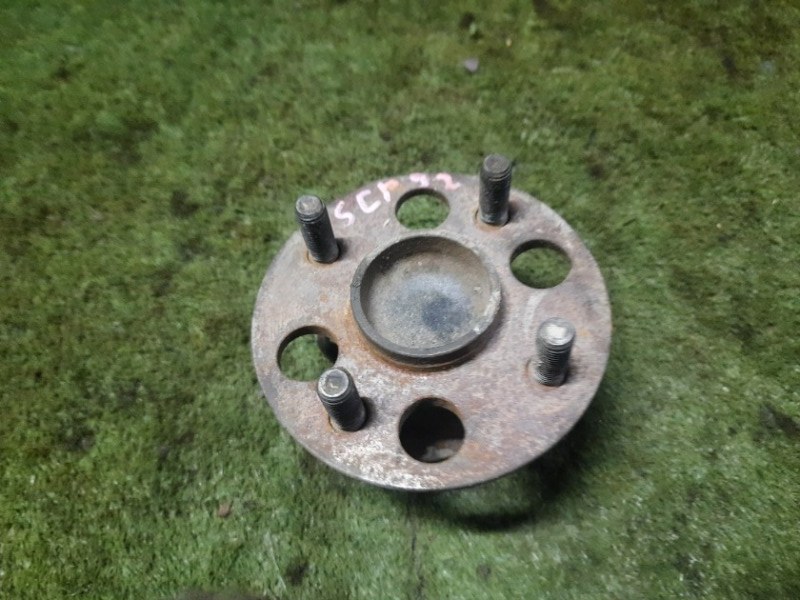 Ступичный узел правый передний TOYOTA Belta SCP92 1KRFE 43502-52030 ...