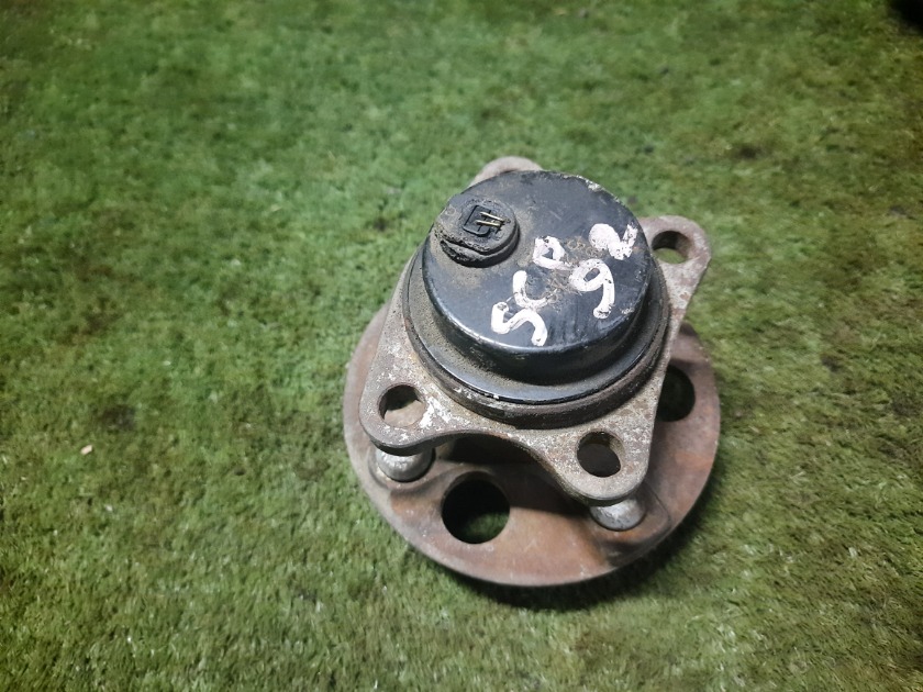 Ступичный узел правый передний TOYOTA Belta SCP92 1KRFE 43502-52030 ...